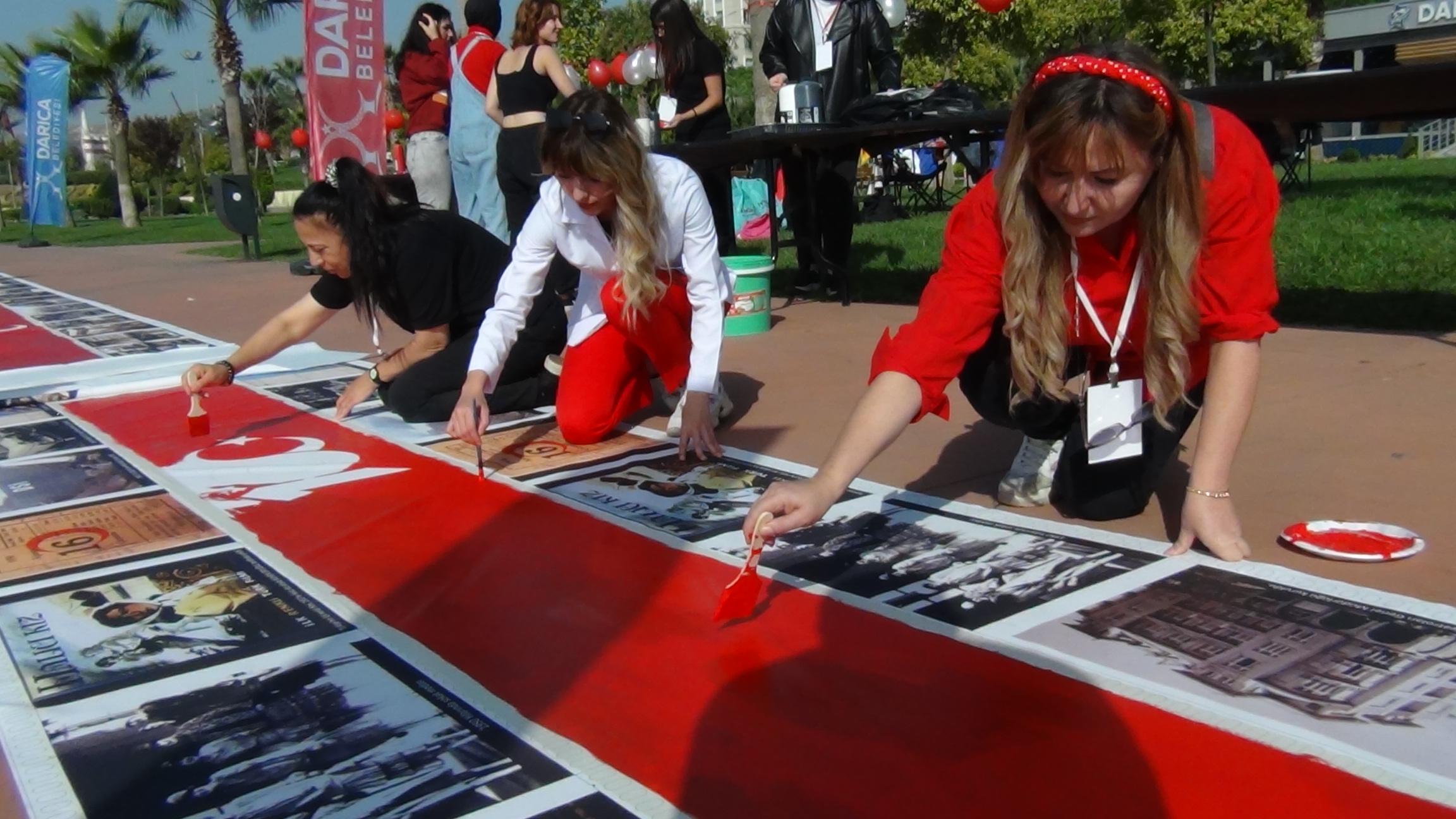 Kocaeli'de Cumhuriyet'in 100 yılını yansıtan eserlerin fotoğrafları 100 ...